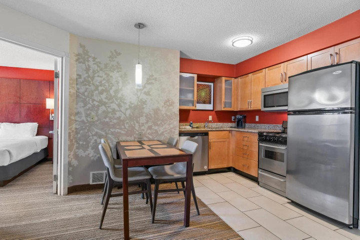 Mainstay Suites Appleton Airport - Fox River Mall Area - Wisconsin