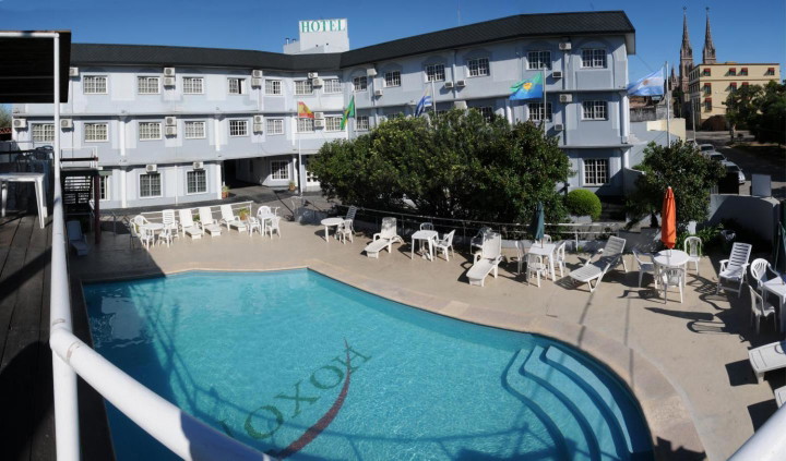 Hotel Hoxon - Luján