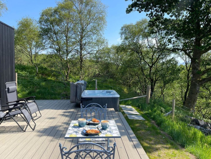 Cadderlie Cabin - Luxury Woodland Escape With Hot Tub Near Oban - Oban