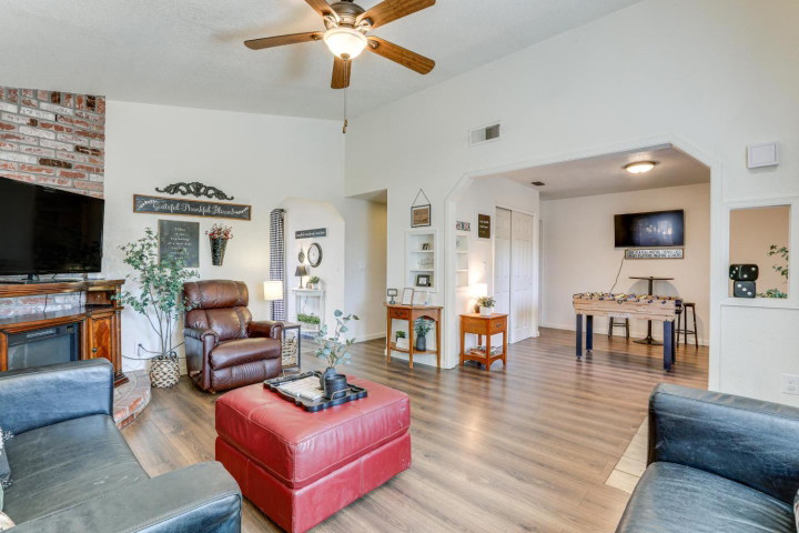 Pet-friendly Yard! Home 3 Mi To Sky River Casino - Elk Grove, CA