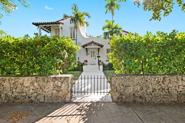 Casa Coral - Miami, FL