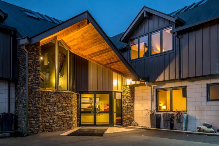 Drifters Inn - West Coast