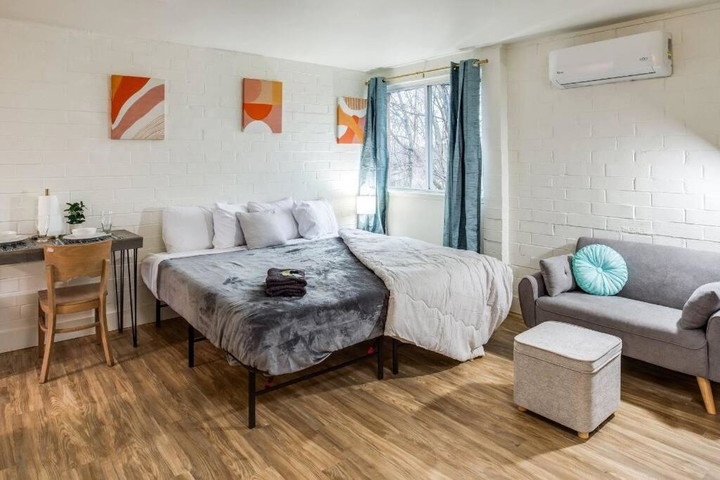 Studio W/ King Bed Near Dwtd - Greece, NY