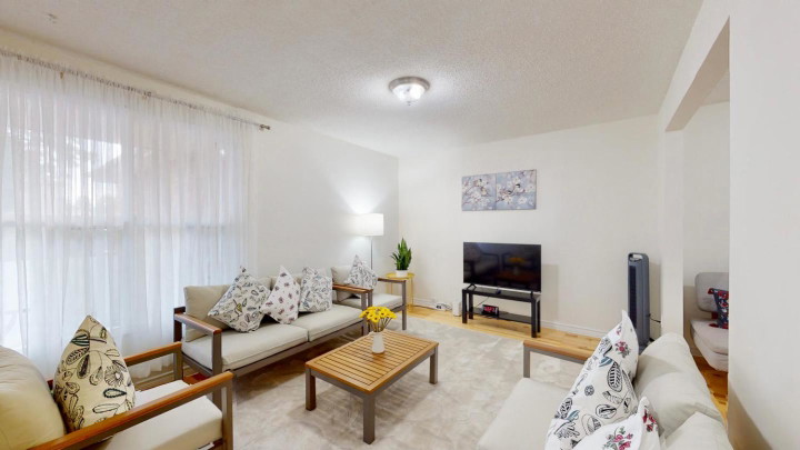 3-bed 3-bath Cozy Vacation House In Ajax, Greater Toronto Area, On, Canada - Ajax