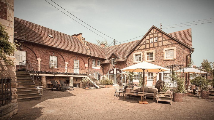 Landhotel Sonnenhof - Burrweiler