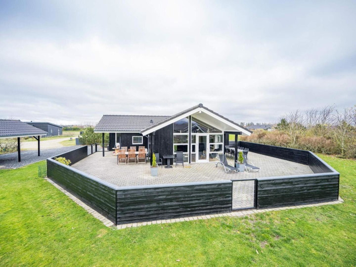 6 Person Holiday Home In Tarm - 丹麥