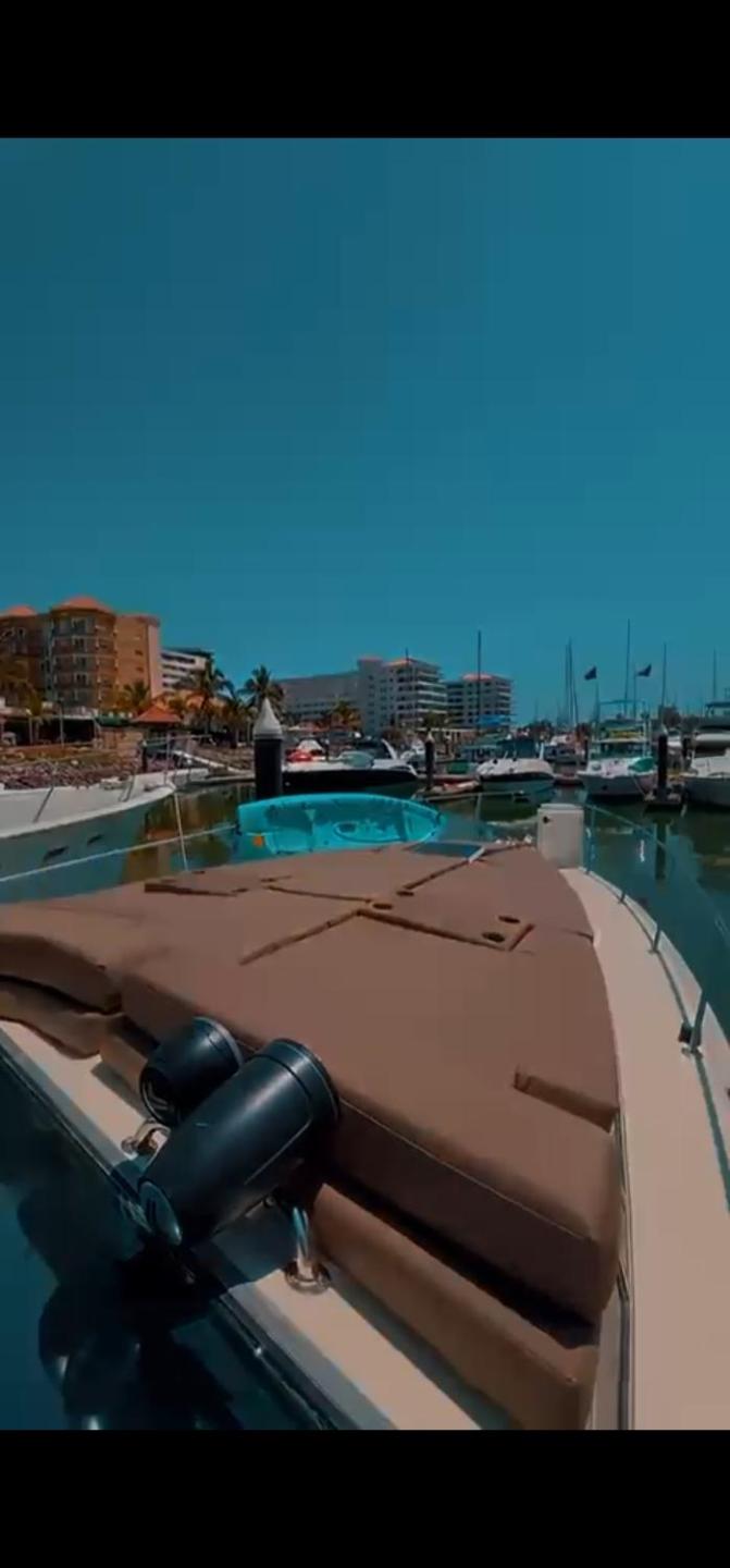 Yate De Lujo En Mazatlan - Mazatlán