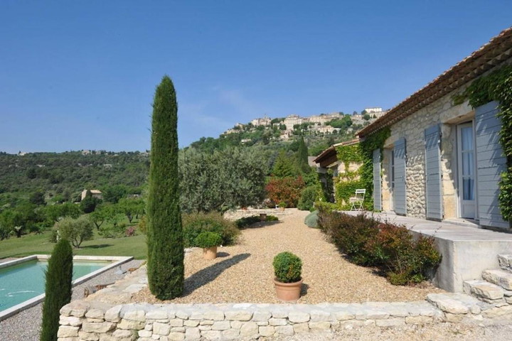 In Gordes, Facing The Entire Luberon Park A Beautiful 5 Bedrooms House - Ménerbes