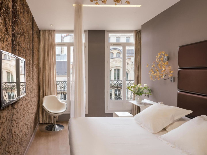 Legend Hôtel Paris - Pariz