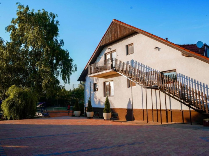 Tennis House With Balcony - Lake Balaton