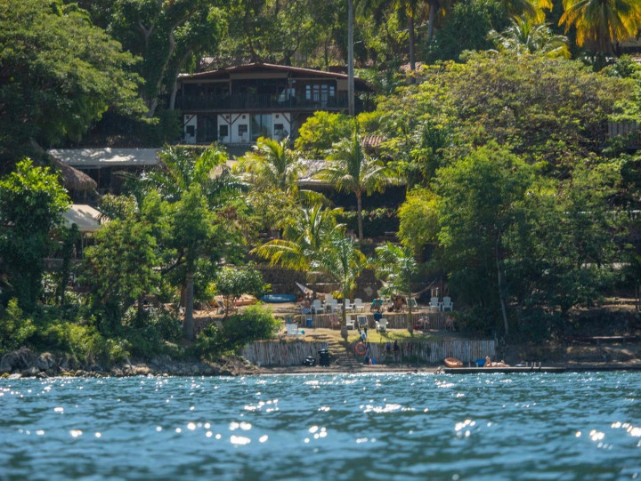 Coco Bay - Laguna De Apoyo - Nicaragua