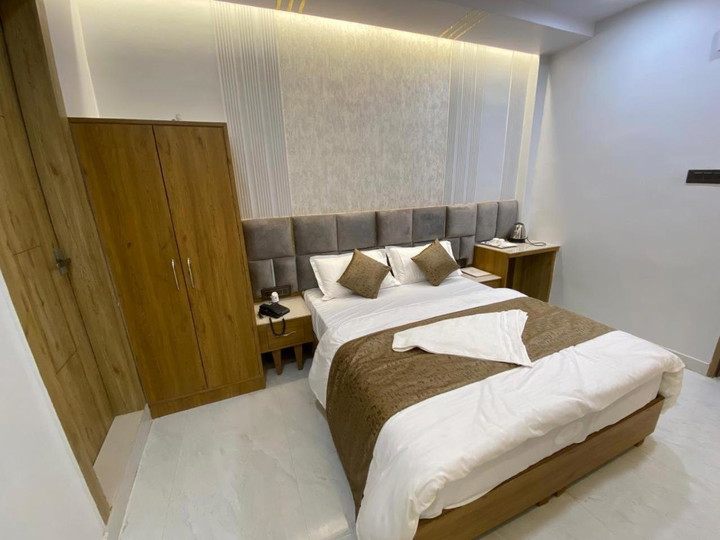 Hotel Liyan Inn - Kanpur