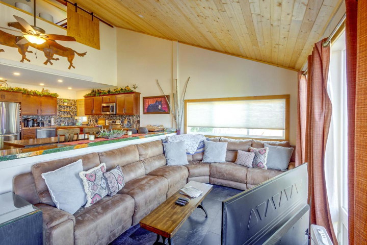 Ski, Soak & Explore! Granby Getaway W/ Mtn Views - Colorado