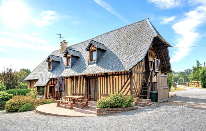 Awesome Home In Saint-andré D'hébertot With Wifi - Normandië