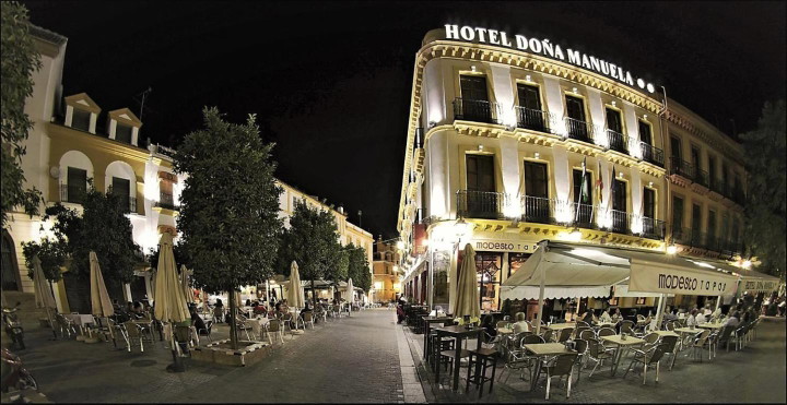 Basic Hotel Doña Manuela - Séville