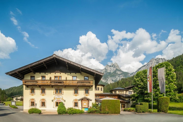 Hotel Vitaloase Zu Den Drei Brüdern - Lofer