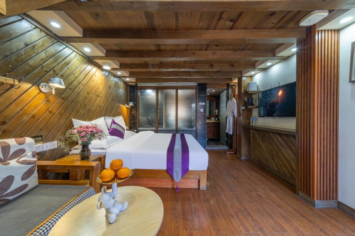 映雪客栈-复式房Duplex Suite Loft - Lijiang