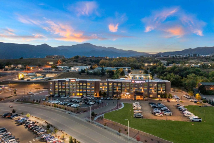 Best Western Plus Fillmore Inn & Suites - Colorado Springs, CO