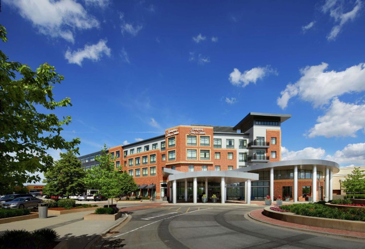 Hampton Inn & Suites Mt. Prospect - Arlington Heights, IL