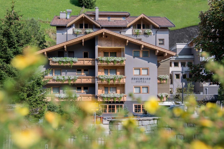 Hotel Edelweiss - Tyrol