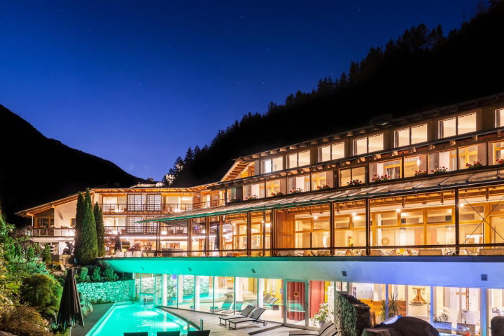 Feldmilla Design Hotel - Wellness & Spa - Sand in Taufers