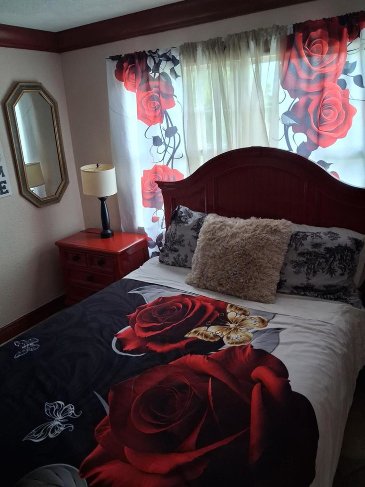 Sleep Away Bed And Breakfast - Florida