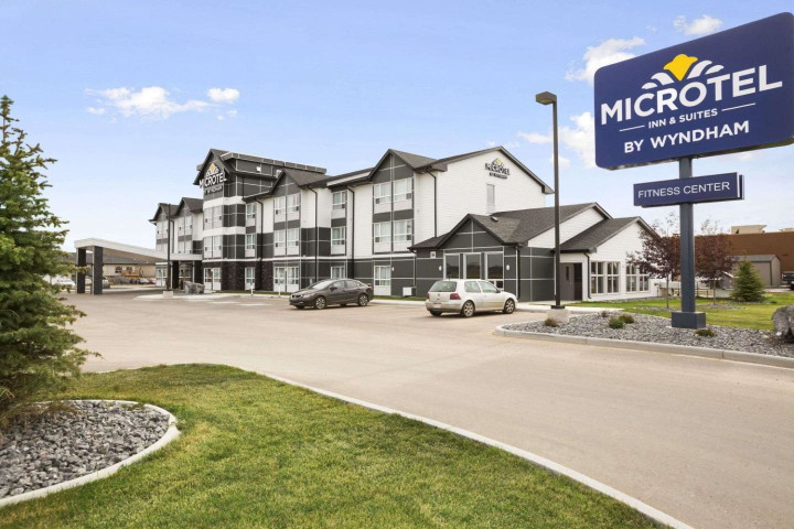 Microtel Inn & Suites By Wyndham Blackfalds - Alberta
