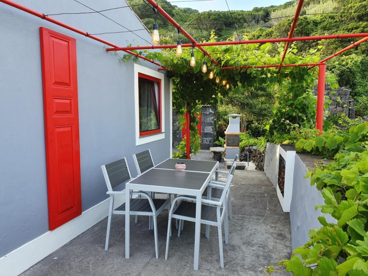 Casinha De Nesquim - Portugal