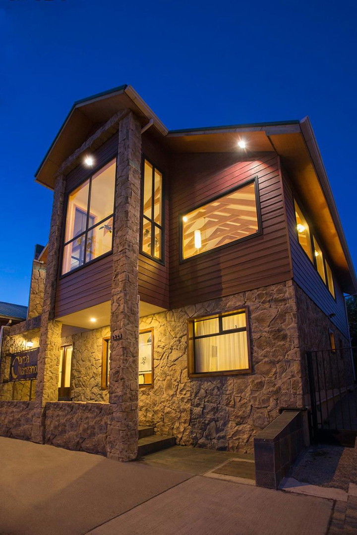 Hotel Carpa Manzano - Punta Arenas