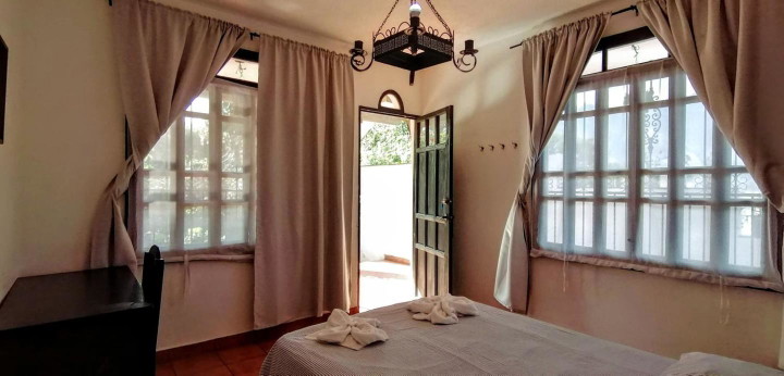 Mikaso Hotel - Guatemala