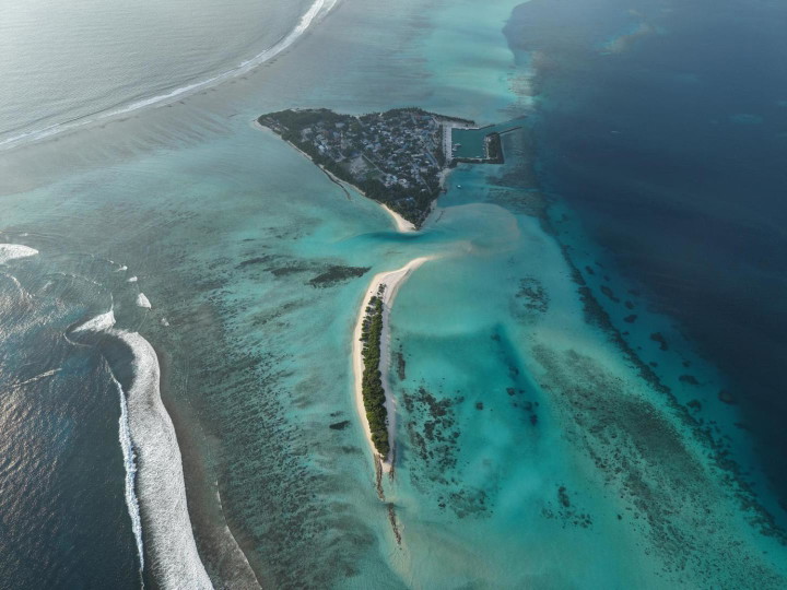 Alyraa Sunset Mathiveri - Free Picnic Island Trip Included - Maldives