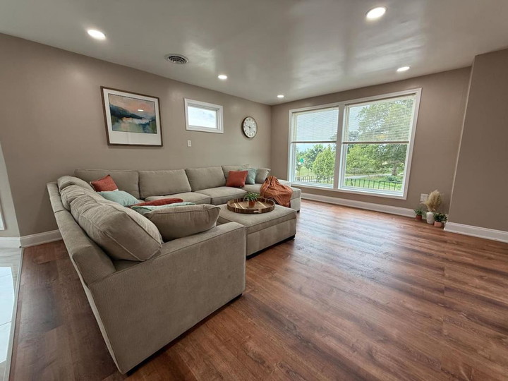 Riverview Walk To Falls 2 Br Renovated 2nd Floor - Niagara Falls, NY