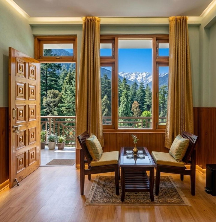 Sharaji Cottage #Premium Room # Cafe #Comforable Stay - Himachal Pradesh
