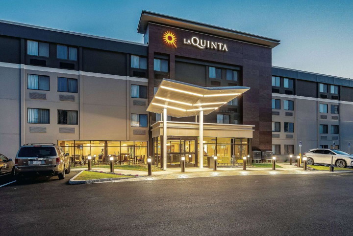 La Quinta By Wyndham Salem Nh - Lowell, MA