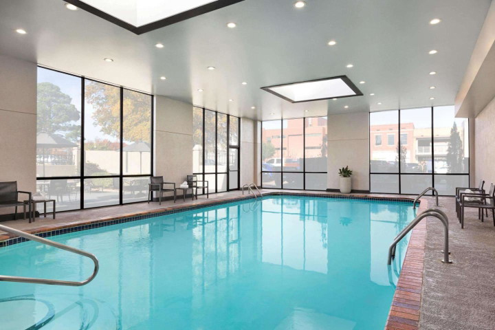 Wyndham Fort Smith City Center - Van Buren, AR