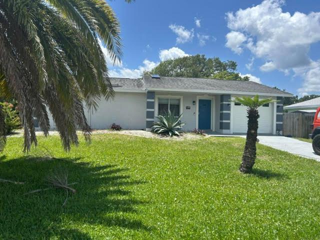 Blue Beach Pool House - Port Orange, FL