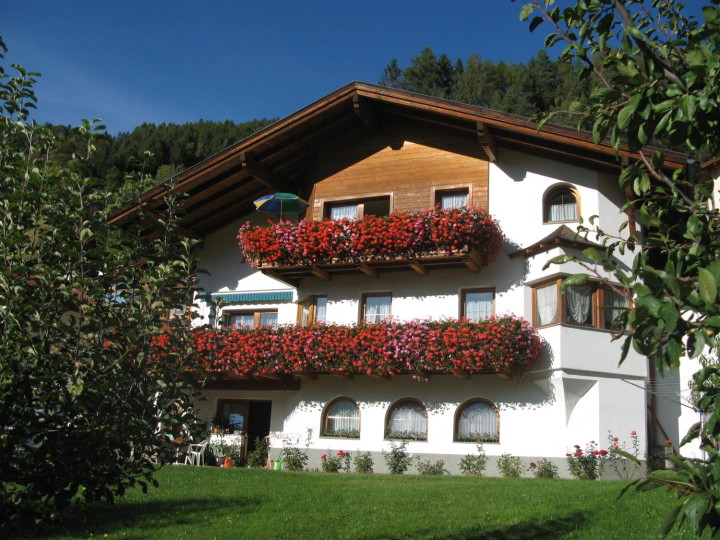 Haus Neururer - Fiss