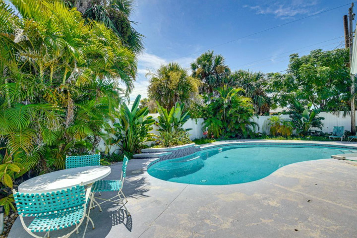 Ormond Beach Retreat: Walk To Shore & Shops! - Ormond Beach, FL