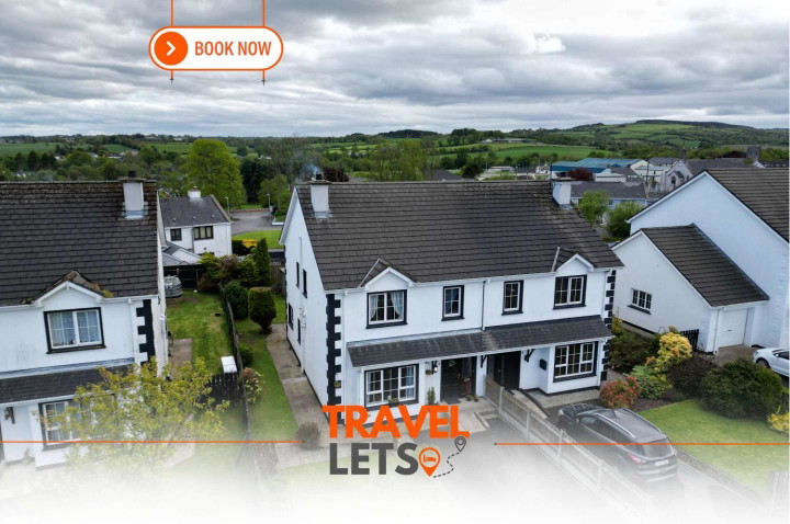 4 Bedroom House By Travel Lets Holiday Homes Convoy With Garden - Letterkenny