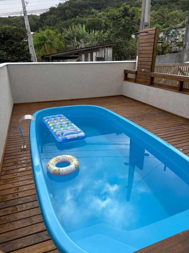 Casa Praia De Zimbros - Pôrto Belo