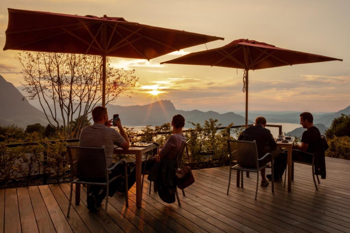 Seeblick Höhenhotel - Stoos