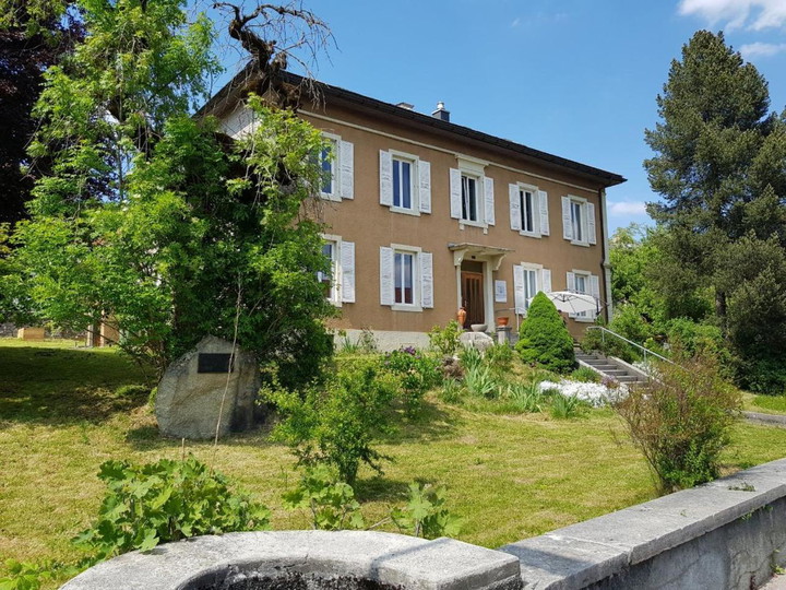 Maison 1902 - Switzerland