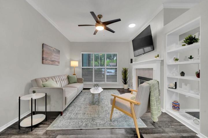 Serene 1bd Retreat - Pool, Gym & Free Parking! - Dallas, TX