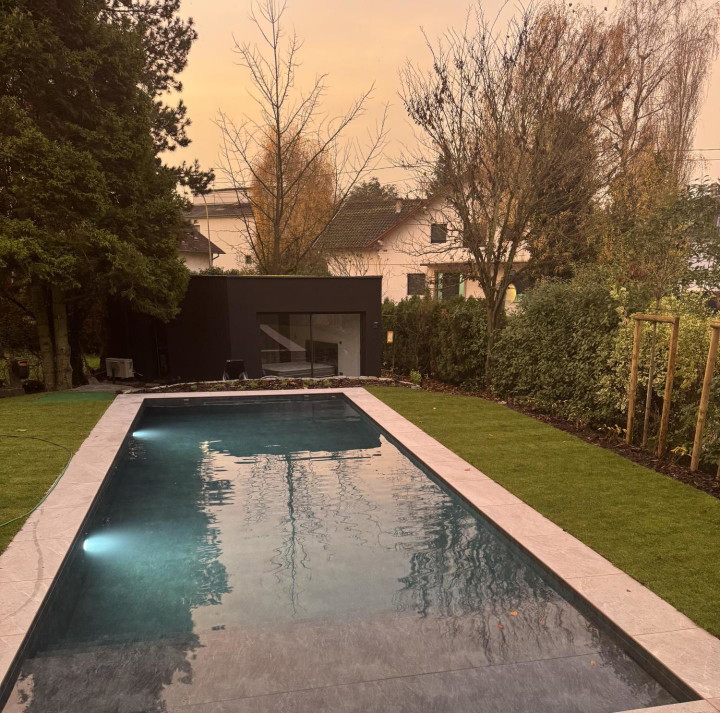 Maisonnette Indépendante Avec Piscine & Jacuzzi - Strassburg