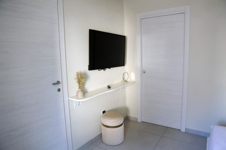 Zibakhome - Procida