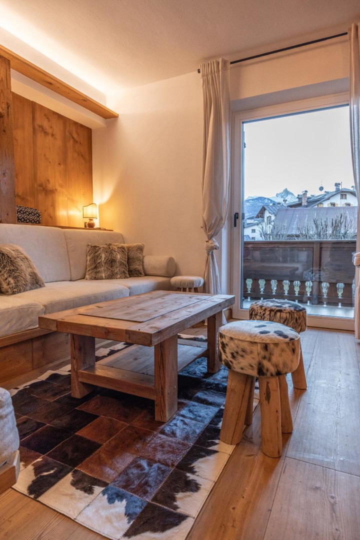 Casa Ampezzo, In The Town Center With Balcony And Parking Area - Cortina d'Ampezzo