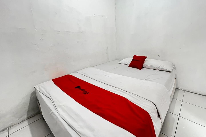 Reddoorz At Penginapan Bunda - Indonesia