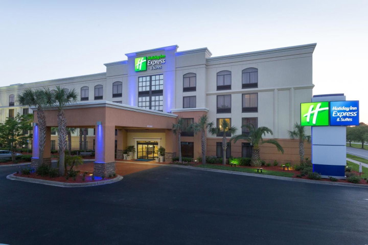 Holiday Inn Express & Suites Jacksonville Airport By Ihg - Jacksonville, FL