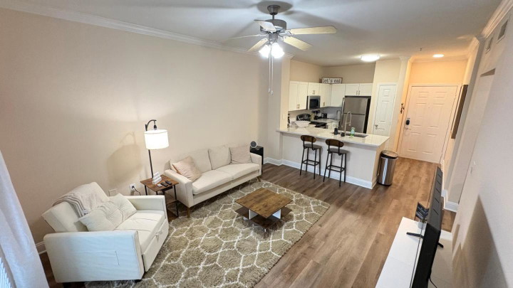 Relaxing Pool-view 1br Near Top Houston Spots - Stafford, TX