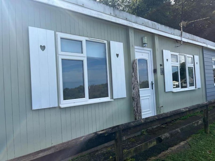 Driftwood Lodge Please Note The Facilities At The Holiday Park Are Seasonal March To November - Inglaterra